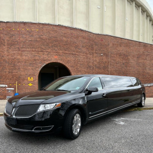 Fleet | Lafayette Limo & Trolley